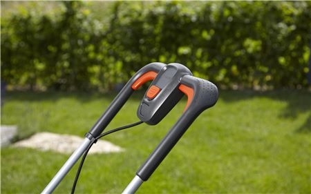 ΣΕΤ ΜΗΧΑΝΗ ΓΚΑΖΟΝ ΜΠΑΤΑΡΙΑΣ GARDENA POWERMAX Li-18/32 ΜΕ ΜΠΑΤΑΡΙΑ ΚΑΙ ...