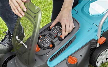 ΣΕΤ ΜΗΧΑΝΗ ΓΚΑΖΟΝ ΜΠΑΤΑΡΙΑΣ GARDENA POWERMAX Li-18/32 ΜΕ ΜΠΑΤΑΡΙΑ ΚΑΙ ...